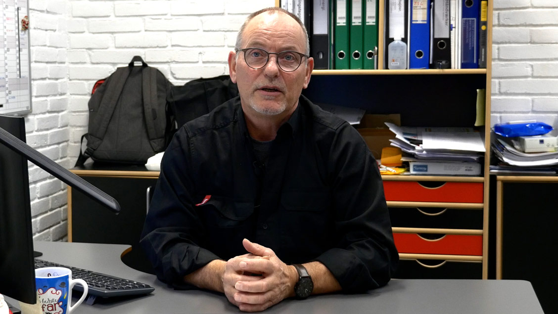 Teknisk serviceleder siger op i protest | FOA