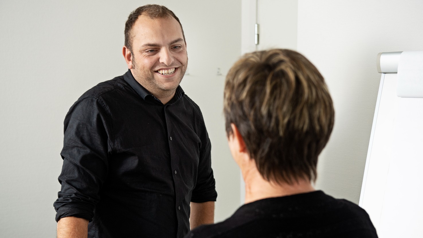 Egen opsigelse af job - opsigelsesvarsel, regler og rettigheder | FOA